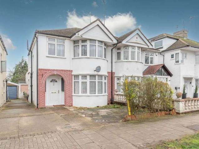 3 Bedroom Semi Detached House