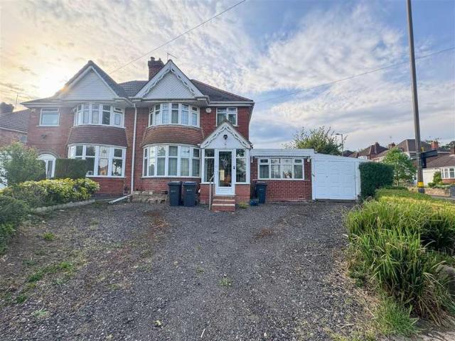 3 Bedroom Semi Detached House