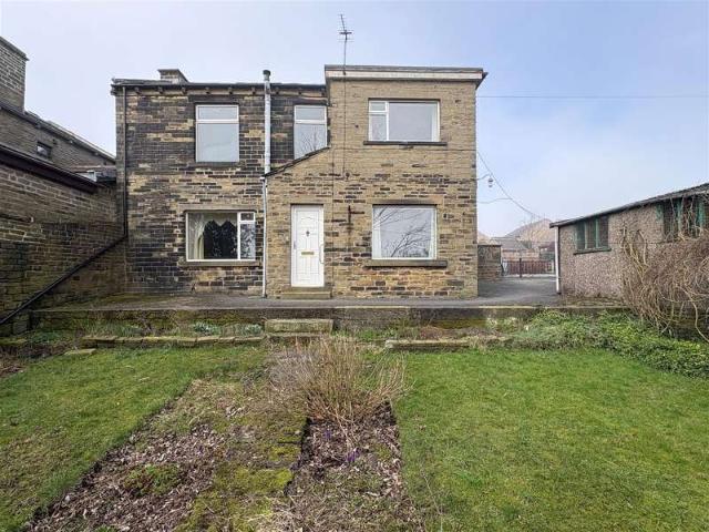3 Bedroom Semi Detached House