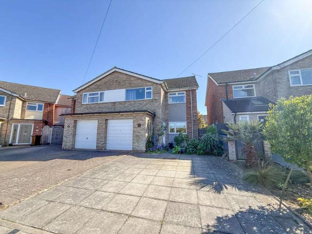 3 Bedroom Semi Detached House