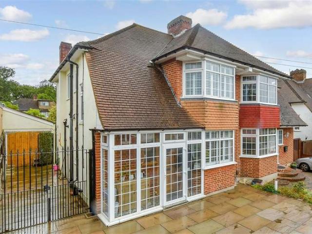3 Bedroom Semi Detached House