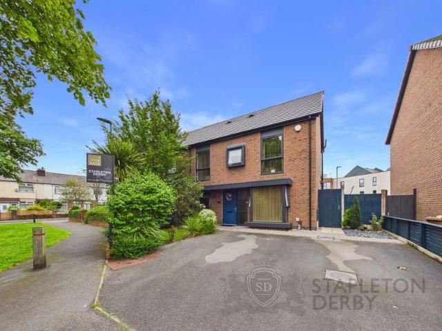 3 Bedroom Semi Detached House