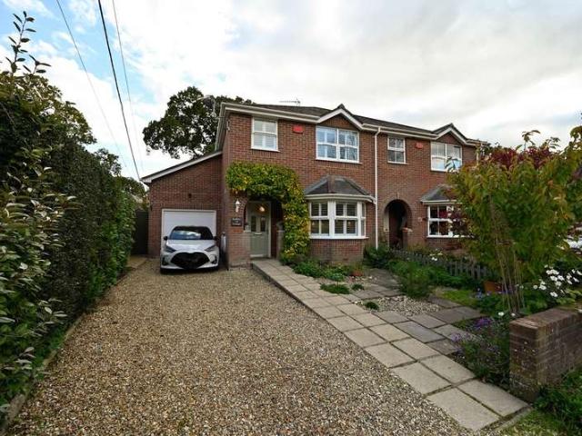 3 Bedroom Semi Detached House