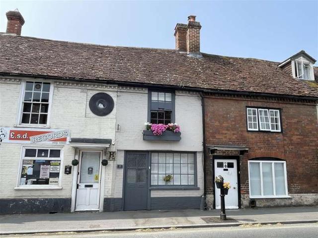 3 Bedroom Terraced House