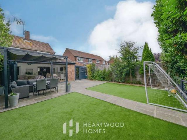 3 Bedroom Semi Detached House