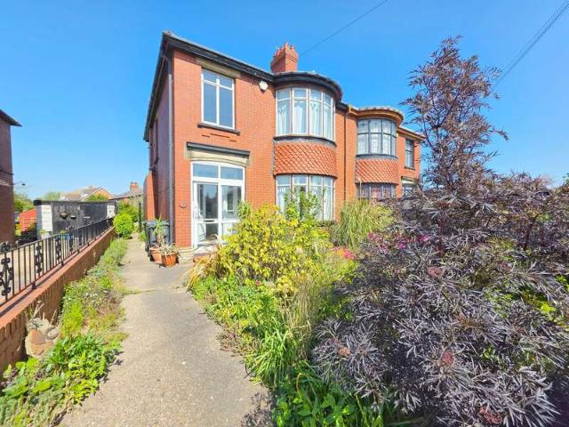 3 Bedroom Semi Detached House