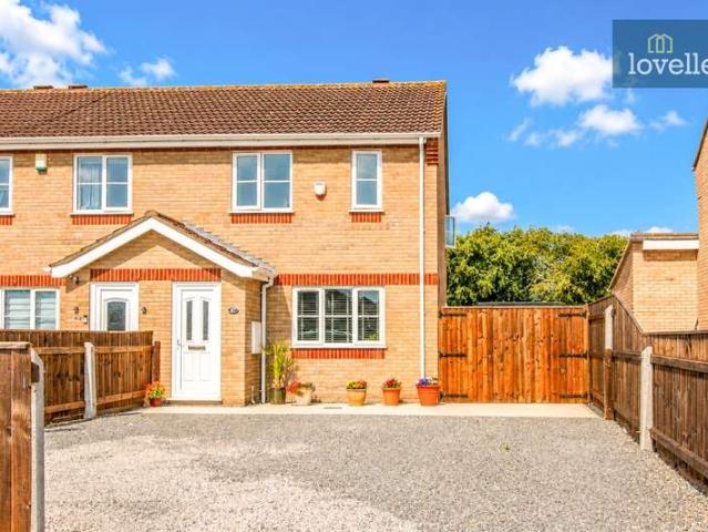 3 Bedroom Semi Detached House