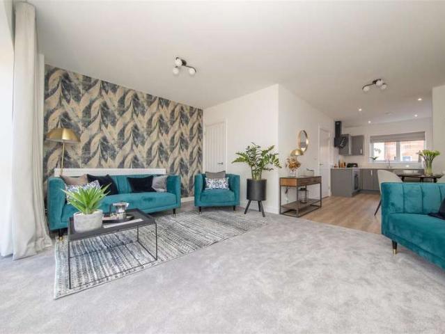 3 Bedroom Semi Detached House