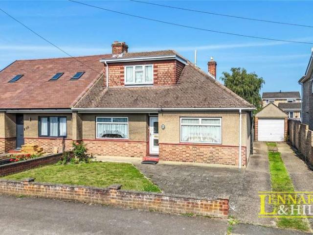 3 Bedroom Semi Detached House