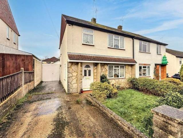 3 Bedroom Semi Detached House
