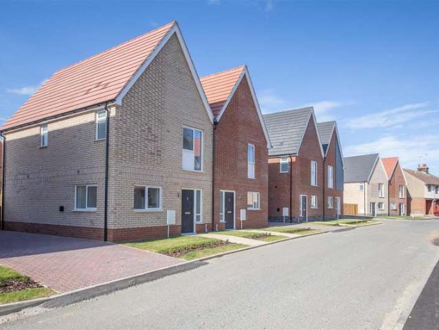 3 Bedroom Semi Detached House