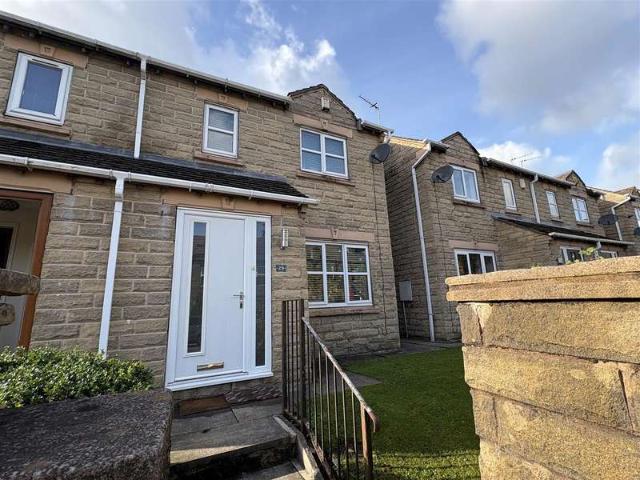 3 Bedroom Semi Detached House