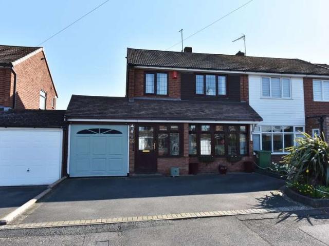3 Bedroom Semi Detached House
