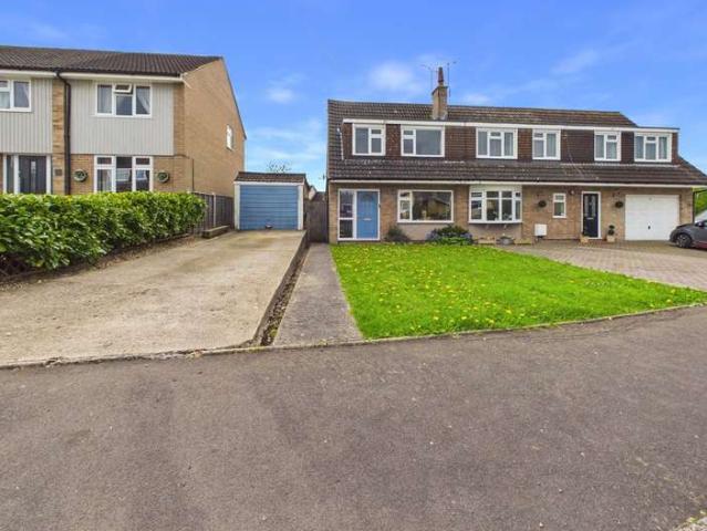 3 Bedroom Semi Detached House