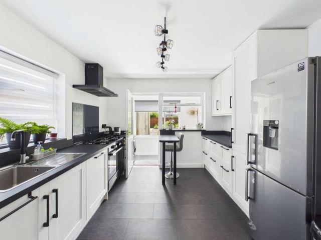 3 Bedroom Semi Detached House