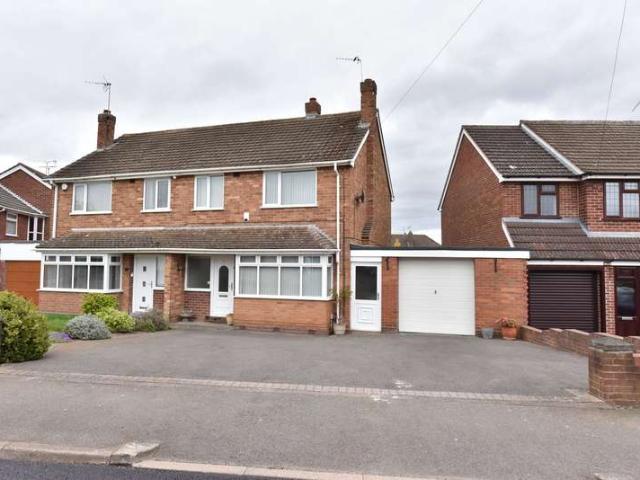 3 Bedroom Semi Detached House