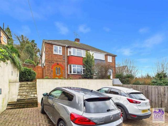 3 Bedroom Semi Detached House