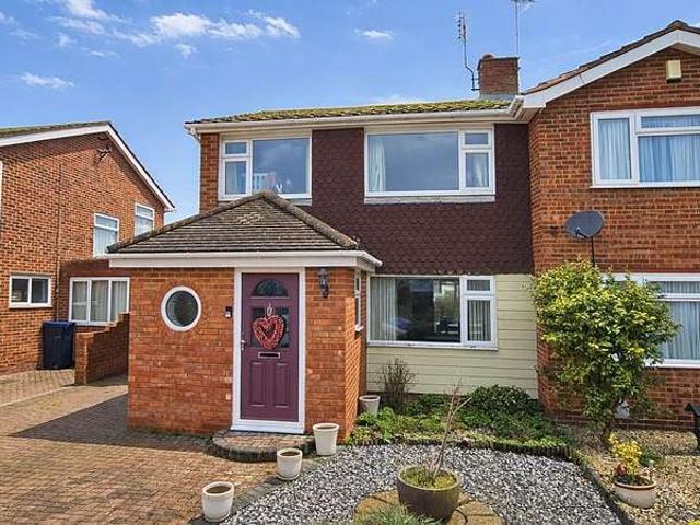 3 Bedroom Semi Detached House