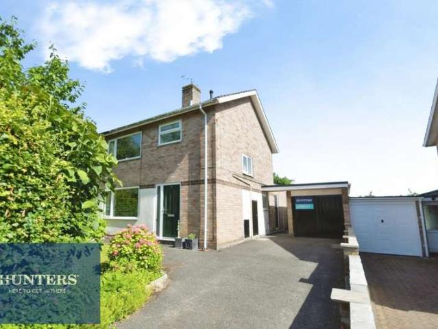 3 Bedroom Semi Detached House