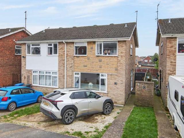 3 Bedroom Semi Detached House