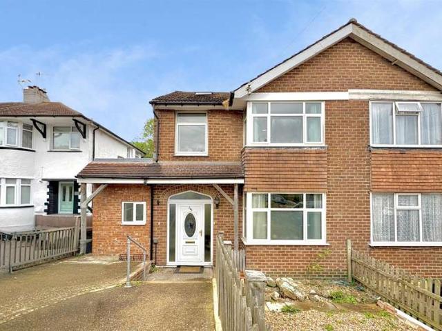 3 Bedroom Semi Detached House