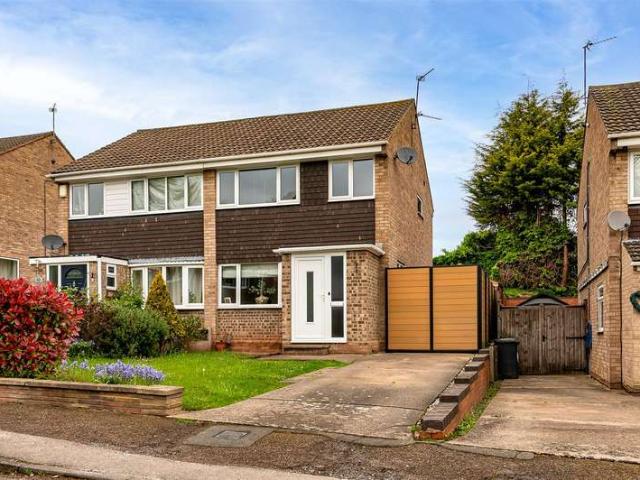 3 Bedroom Semi Detached House