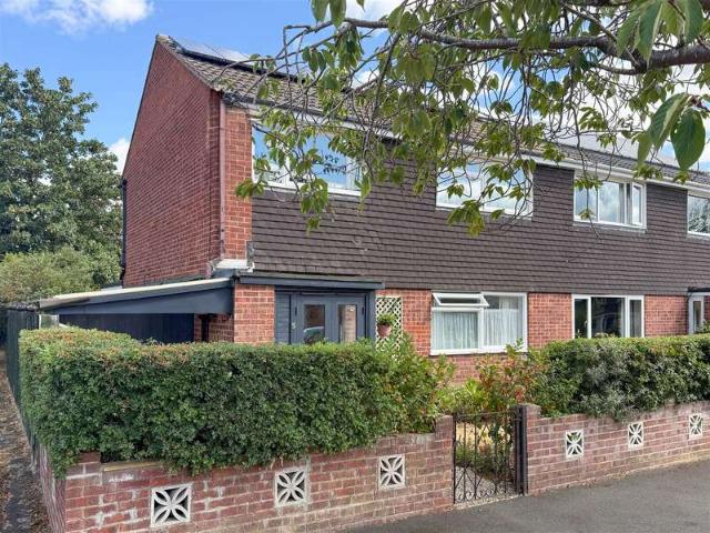 3 Bedroom Semi Detached House