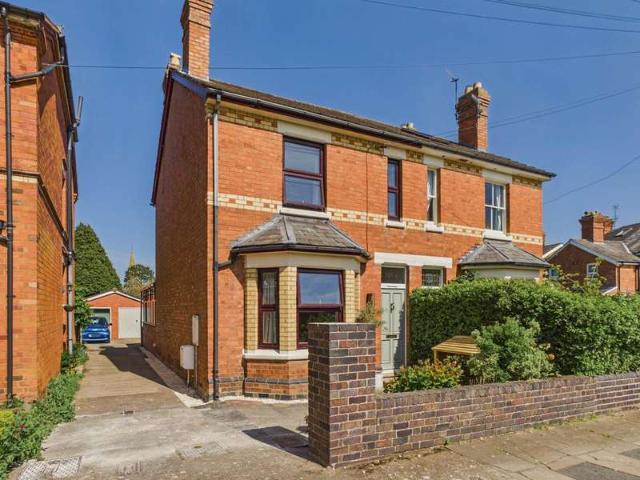 3 Bedroom Semi Detached House