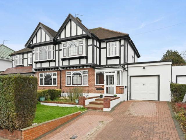 3 Bedroom Semi Detached House