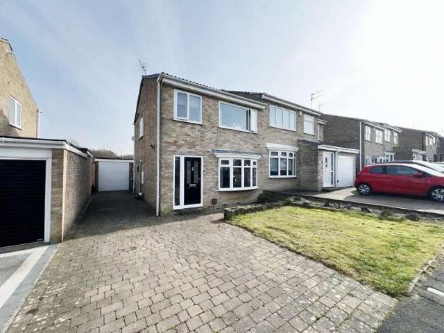 3 Bedroom Semi Detached House
