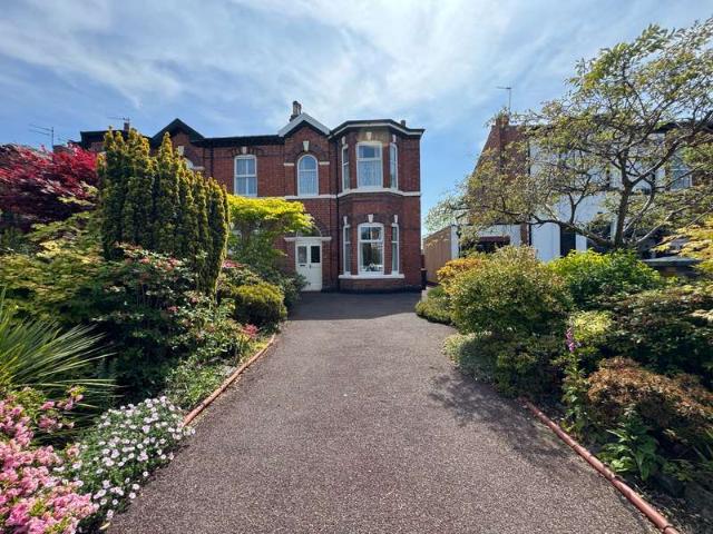 3 Bedroom Semi Detached House