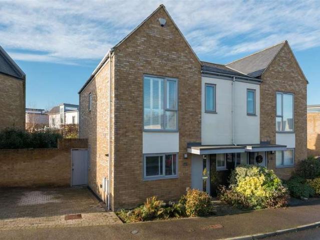 3 Bedroom Semi Detached House
