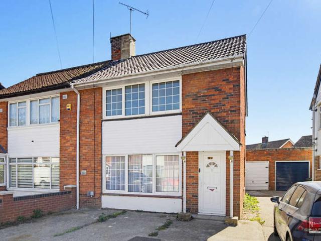 3 Bedroom Semi Detached House