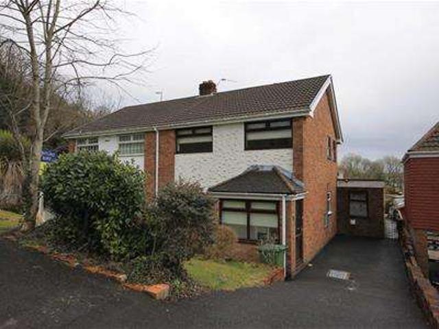 3 Bedroom Semi Detached House