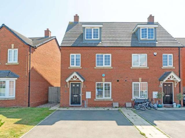3 Bedroom Semi Detached House