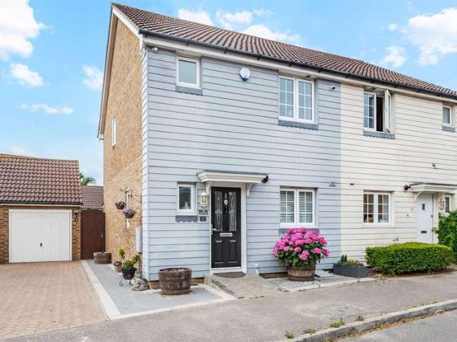 3 Bedroom Semi Detached House