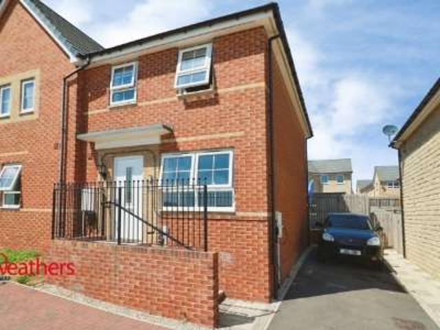 3 Bedroom Semi Detached House