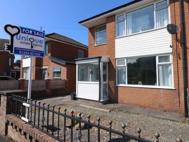 3 Bedroom Semi Detached House