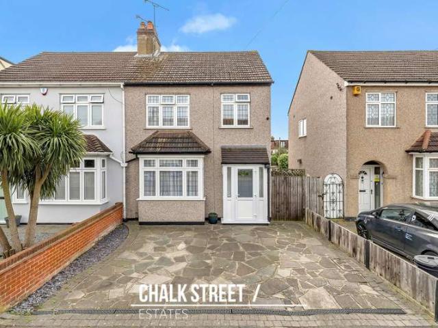3 Bedroom Semi Detached House