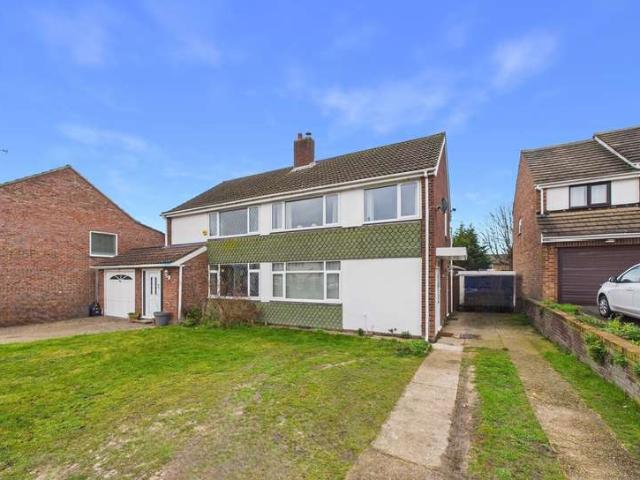 3 Bedroom Semi Detached House