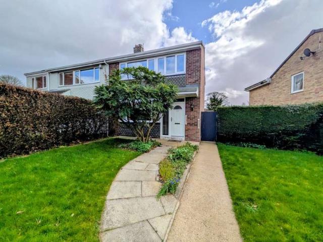 3 Bedroom Semi Detached House