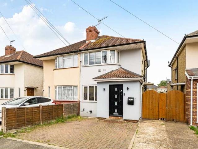 3 Bedroom Semi Detached House