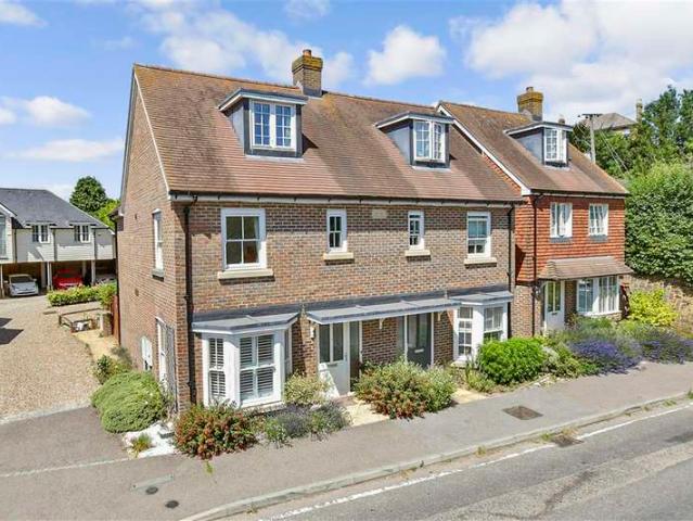 3 Bedroom Semi Detached House