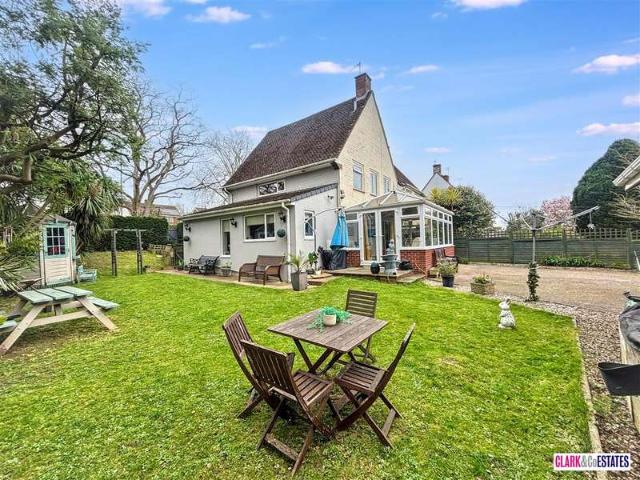 3 Bedroom Semi Detached House