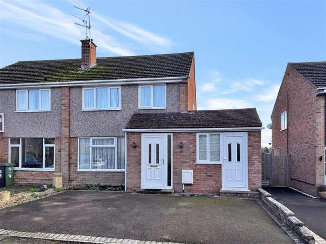 3 Bedroom Semi Detached House