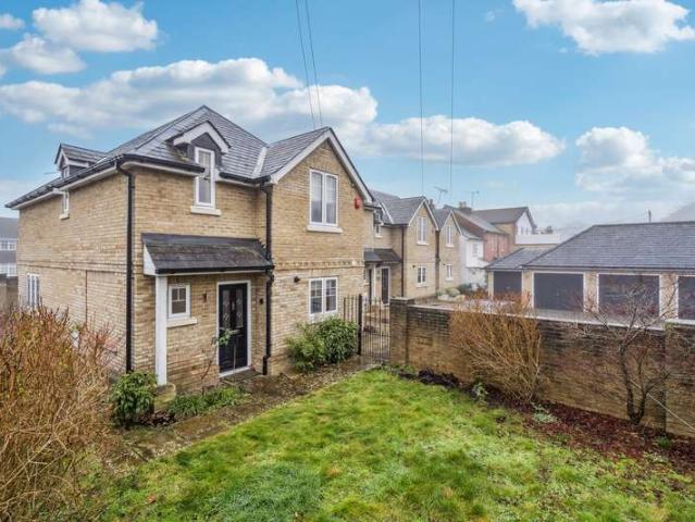 3 Bedroom Semi Detached House