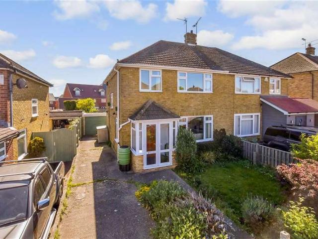 3 Bedroom Semi Detached House