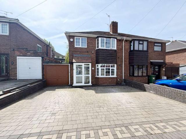 3 Bedroom Semi Detached House