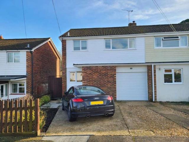 3 Bedroom Semi Detached House