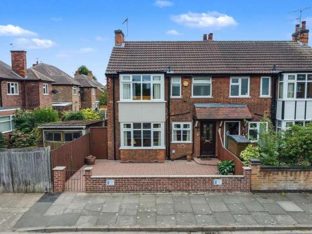 3 Bedroom Semi Detached House